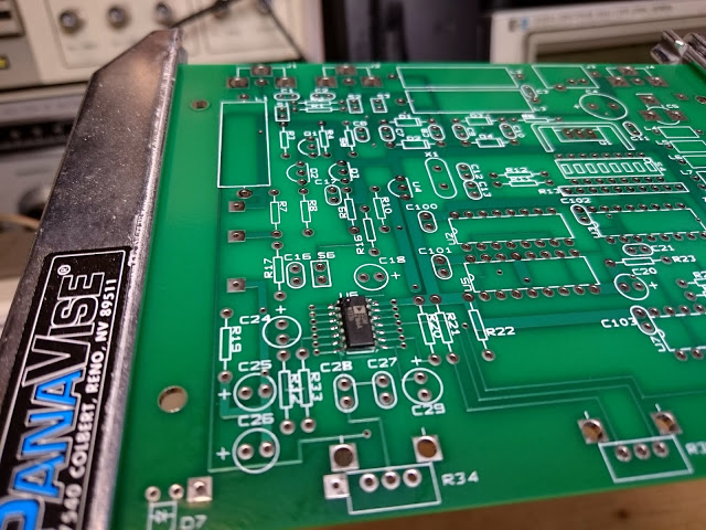 Building the SSTRAN Part 15 Low Power AM Transmitter Kit | RETROVOLTAGE