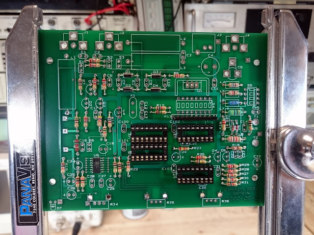 Building the SSTRAN Part 15 Low Power AM Transmitter Kit | RETROVOLTAGE