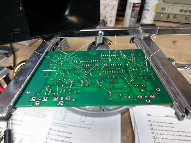 Building the SSTRAN Part 15 Low Power AM Transmitter Kit | RETROVOLTAGE